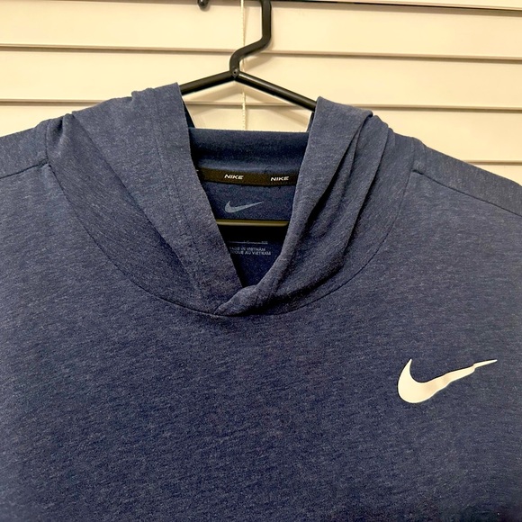 Nike | Shirts | Nike Dry Fit Xl Short Sleeve Hoodie In Blue | Poshmark